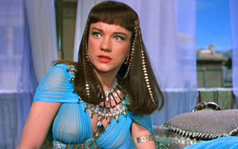 Anne Baxter Left Nothing To The Imagination – Curious World